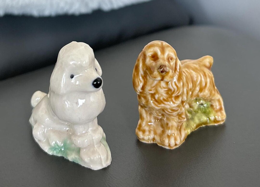 Vintage Wade Whimsies Red Rose Tea Ceramic Dog Mini Miniature Figurines ...