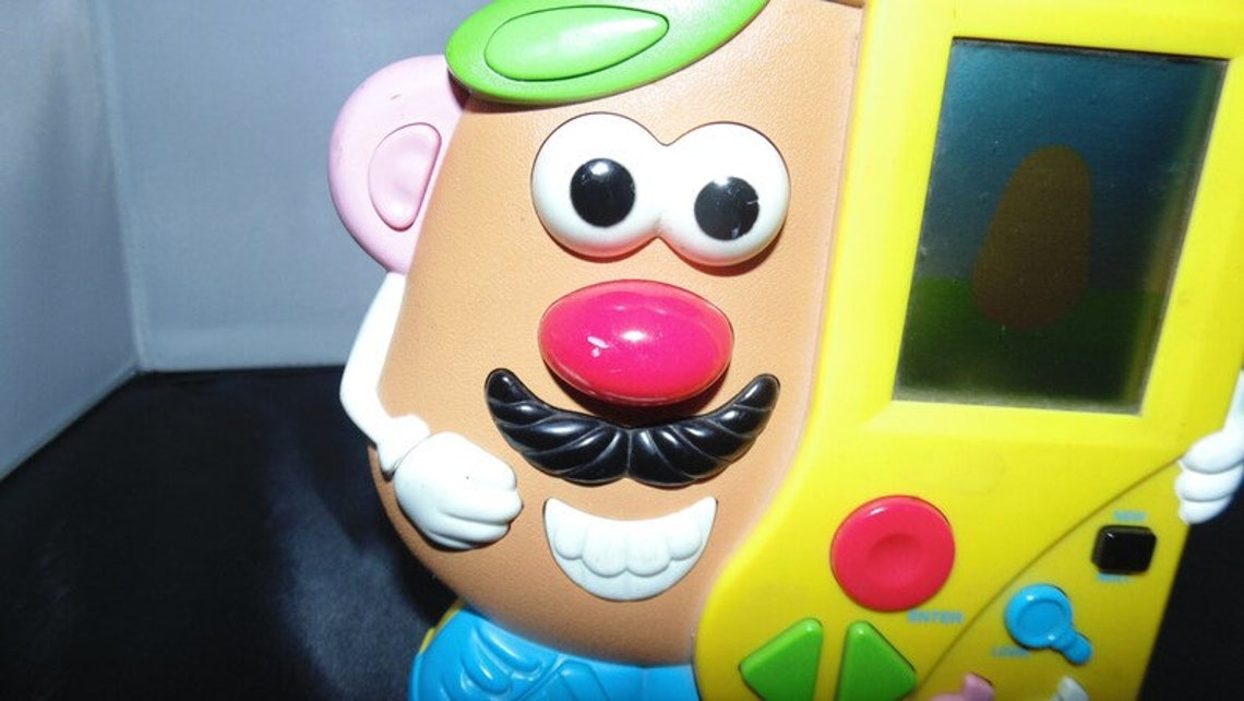 Vintage Mr POTATO Head ELECTRONIC Talking INTERACTIVE Hand Held Game ...