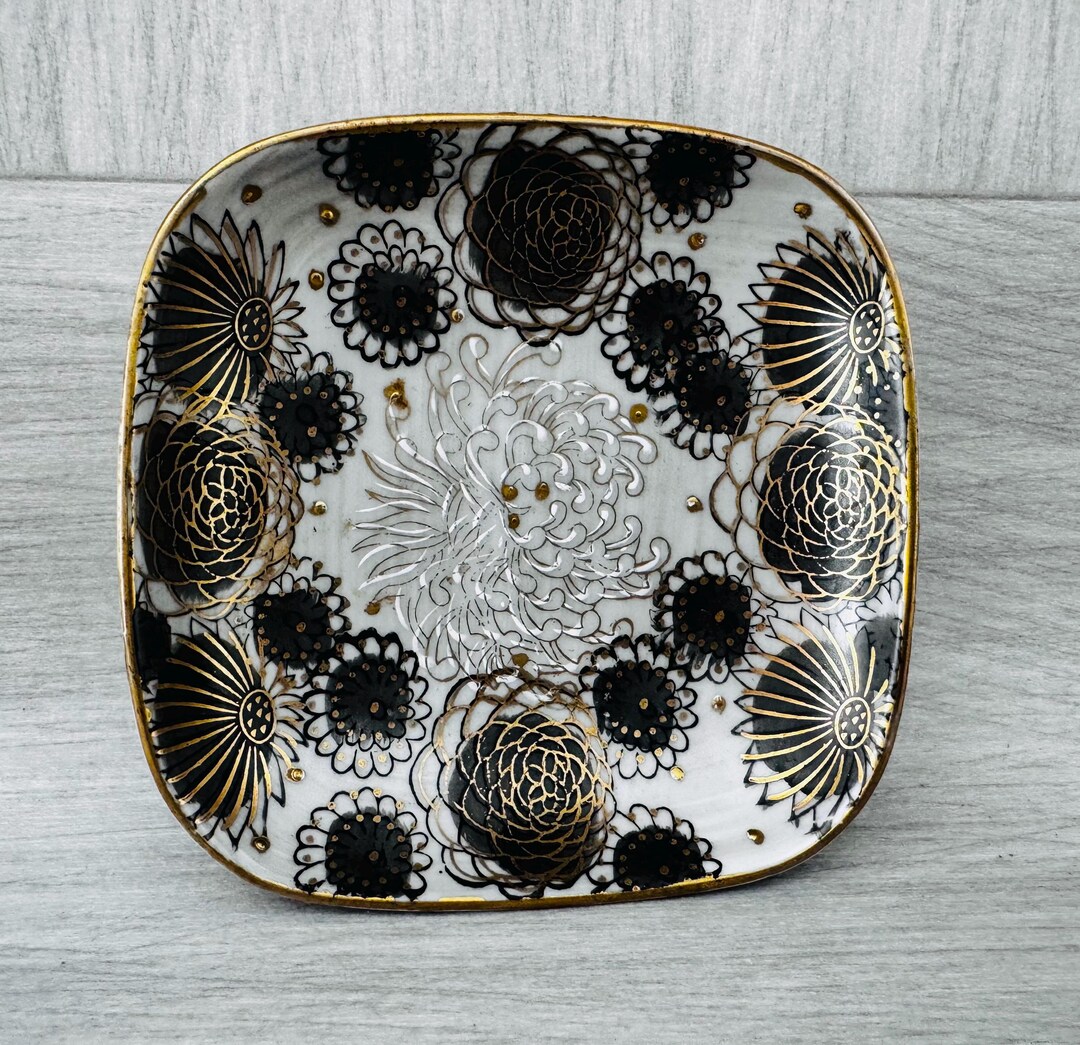 Vintage Fujita Kutani Trinket Dish 4.75” Square Chrysanthemum Design ...
