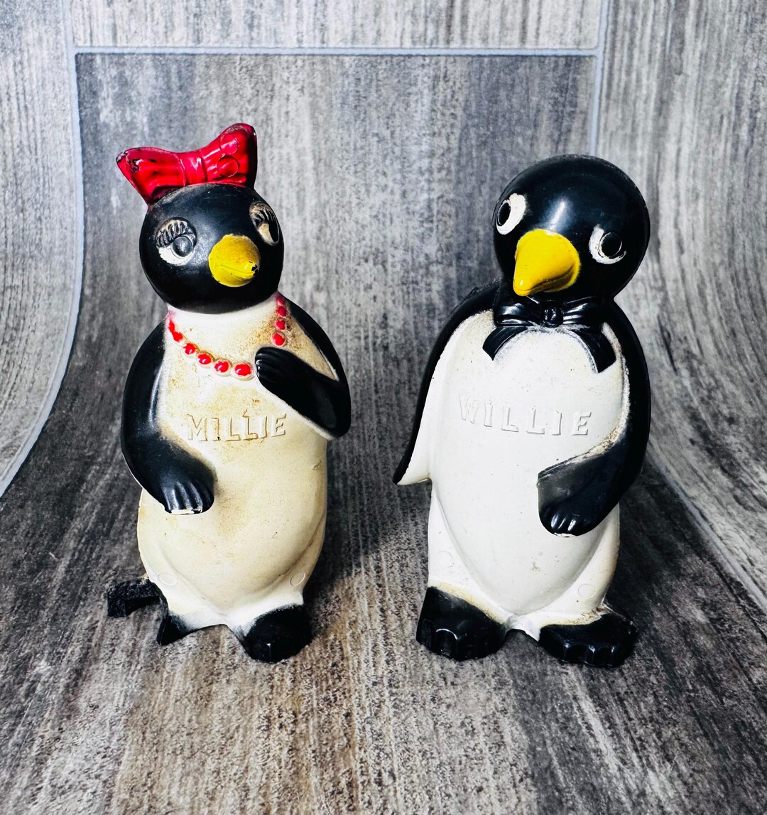 Vintage 1950's Kool Cigarettes Willie and Millie Penguin Salt and ...