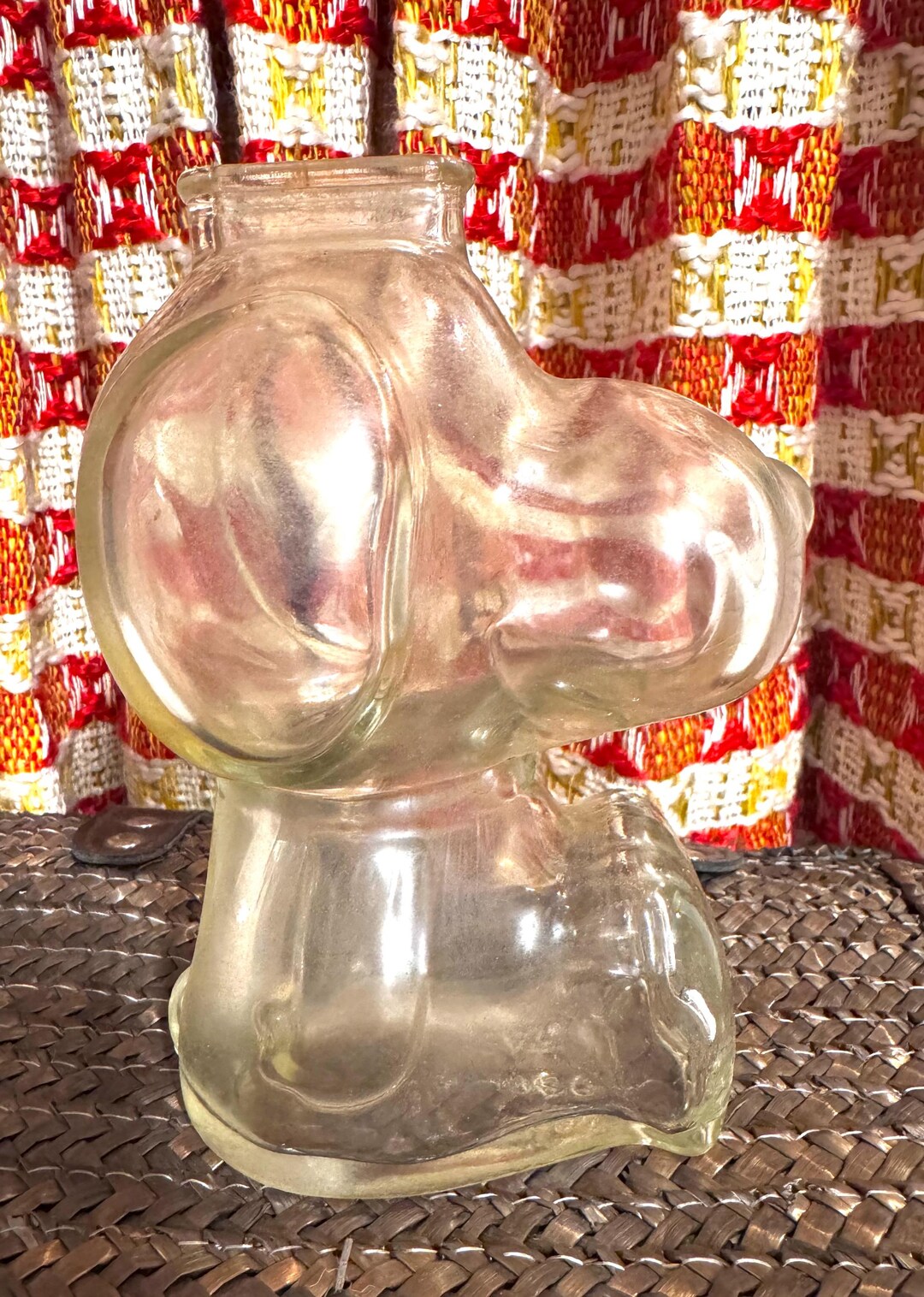Vintage 1958, 1966 United Feature Syndicate Inc. Clear Glass Snoopy ...