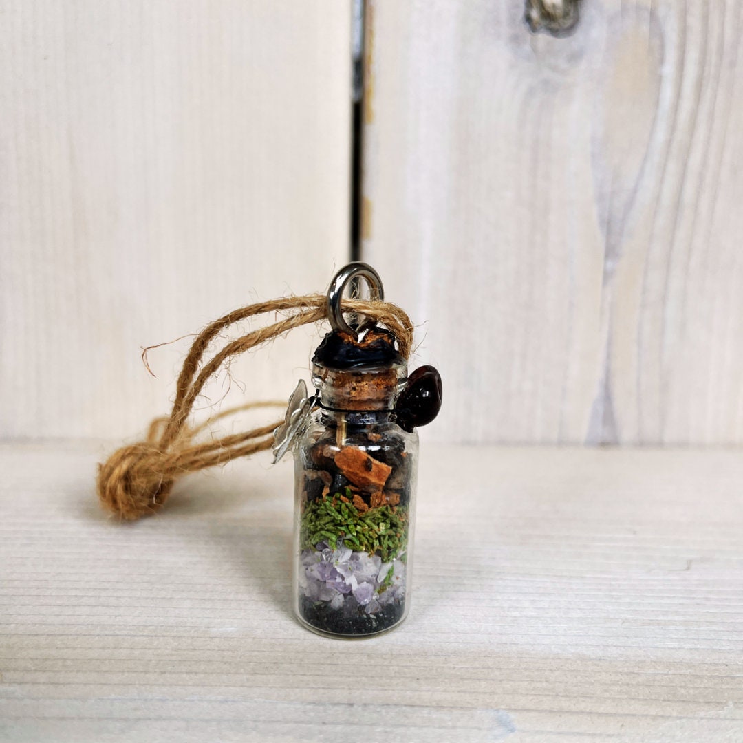 Travel Protection Spell Jar, Spell Bottle for Safe Travels With Garnet ...