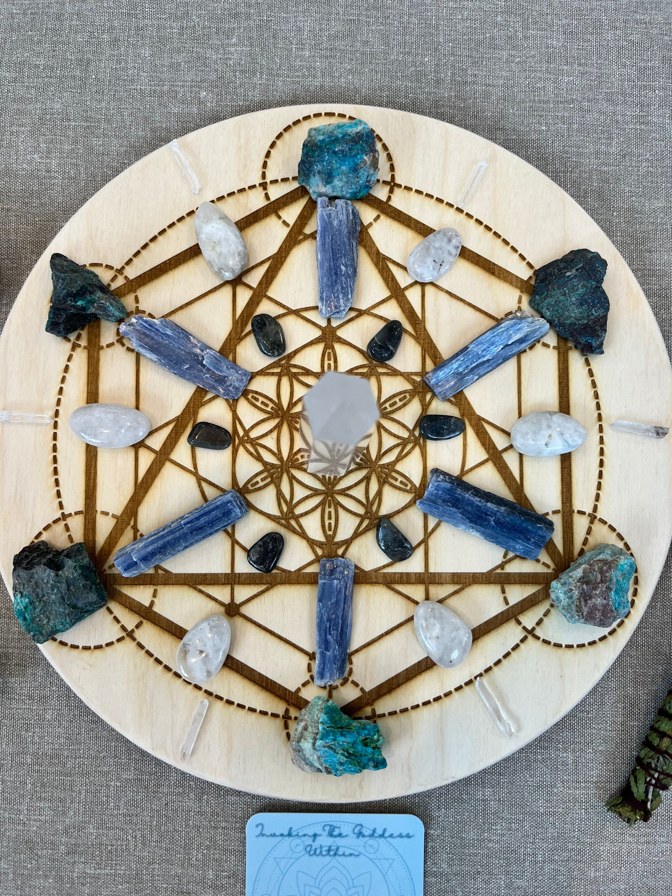 Crystal Grid Kit for Empowered Femininity & Intuition ~ Invoking the ...