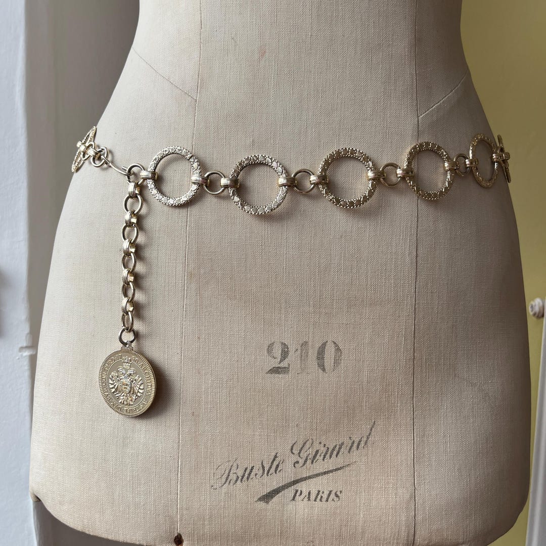 Vintage 1960s 1970s Gold Coin Circle Chain Belt Adjustable Gold Chain ...