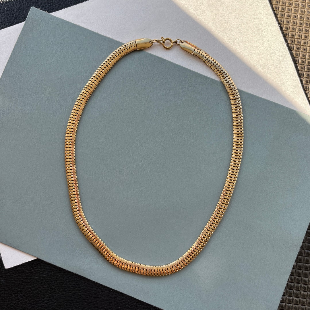 Beautiful Vintage 1970s Gold Omega Snake Chain Necklace - Etsy