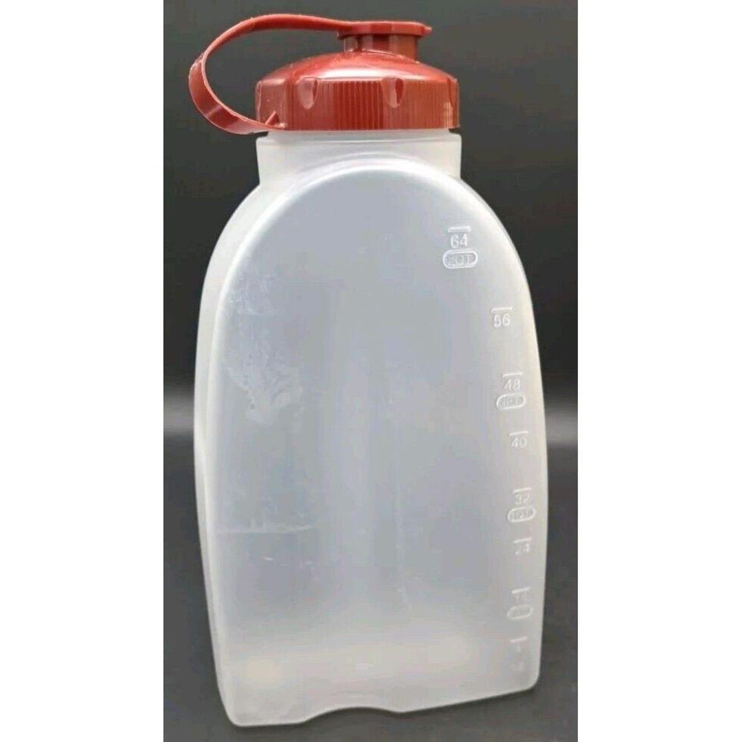 Vintage Rubbermaid 2 Qt Servin Saver Drink/beverage Pitcher/bottles ...