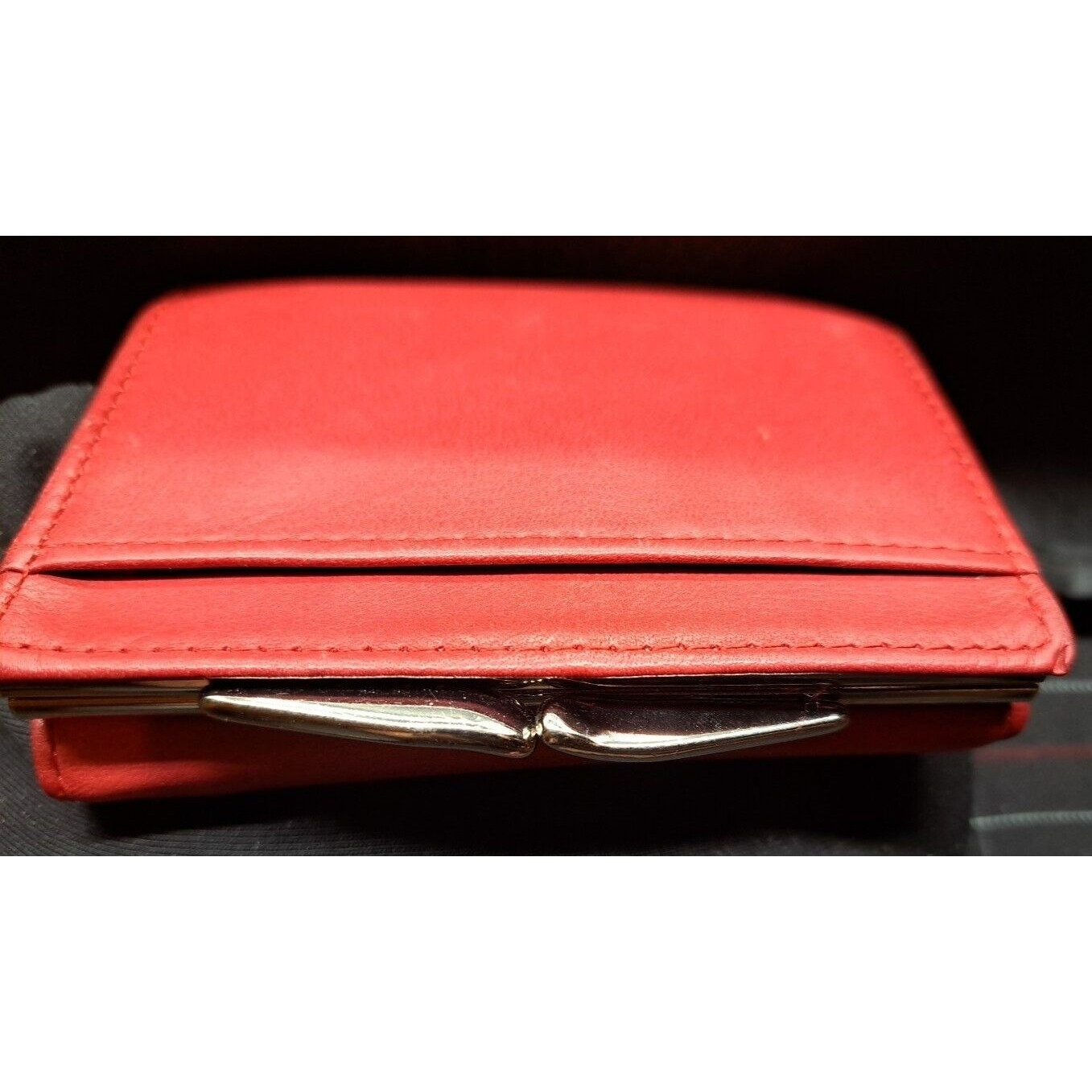 Vintage Red Mundi Trifold Billfold Genuine LEATHER Wallet Metal Clasp ...