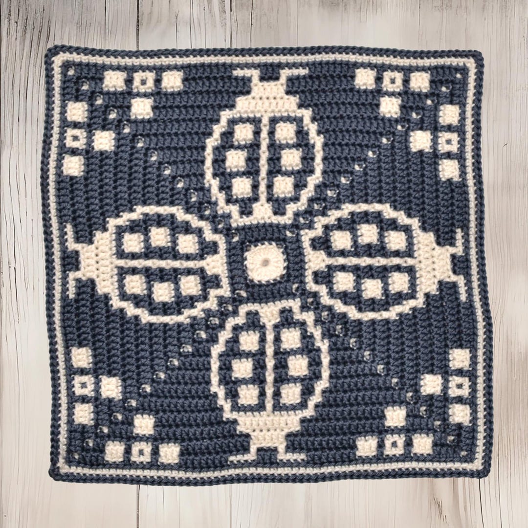 Ladybug Crochet Pattern, Mosaic Overlay Square, in Rounds, Table Runner ...