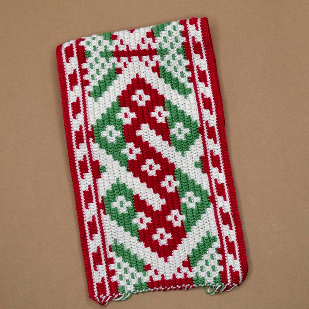 Crochet Table Runner Adorned Grass Snake Mosaic Pattern Ethnic Inspired ...