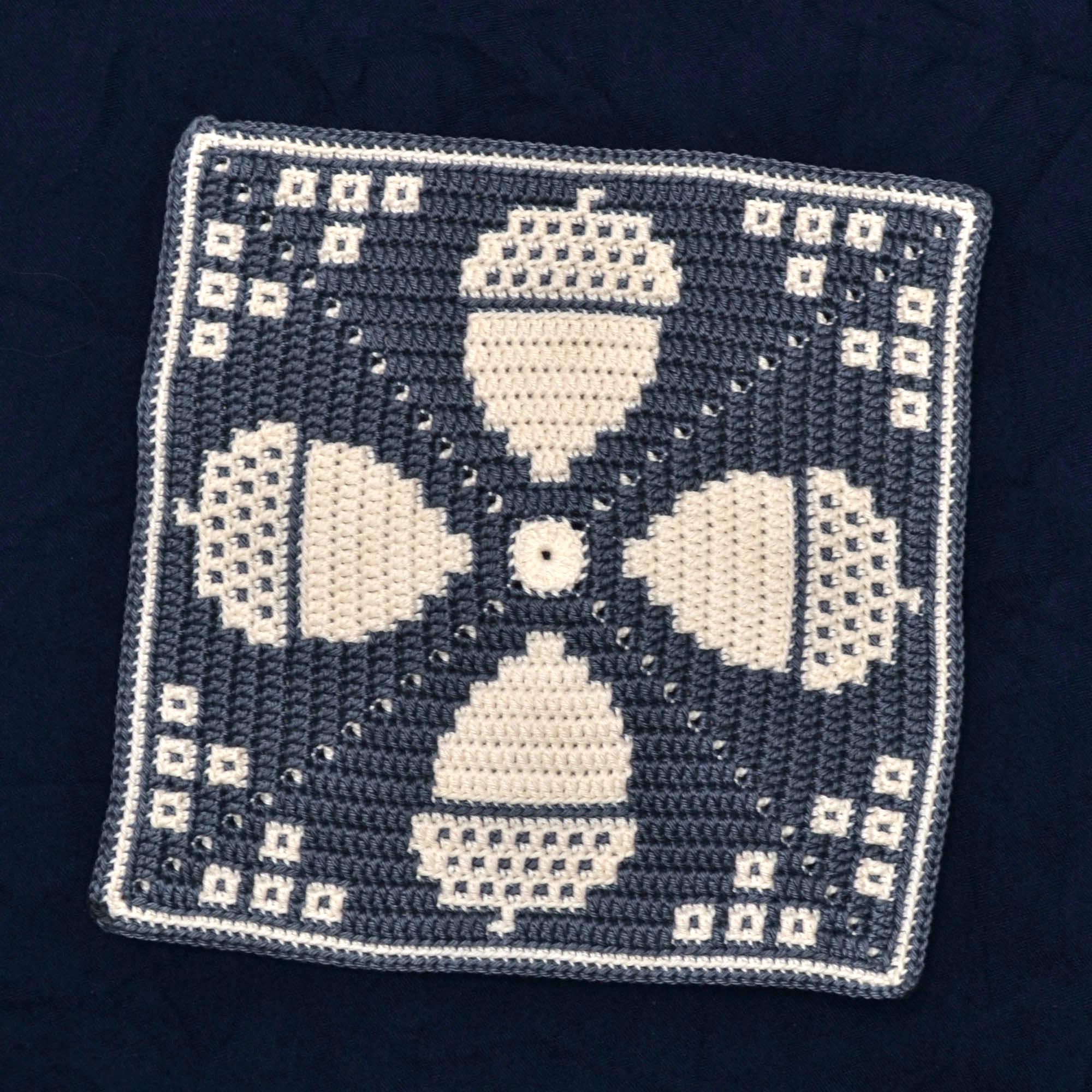 Acorn Crochet Pattern, Mosaic Overlay Square, in Rounds, Table Runner ...