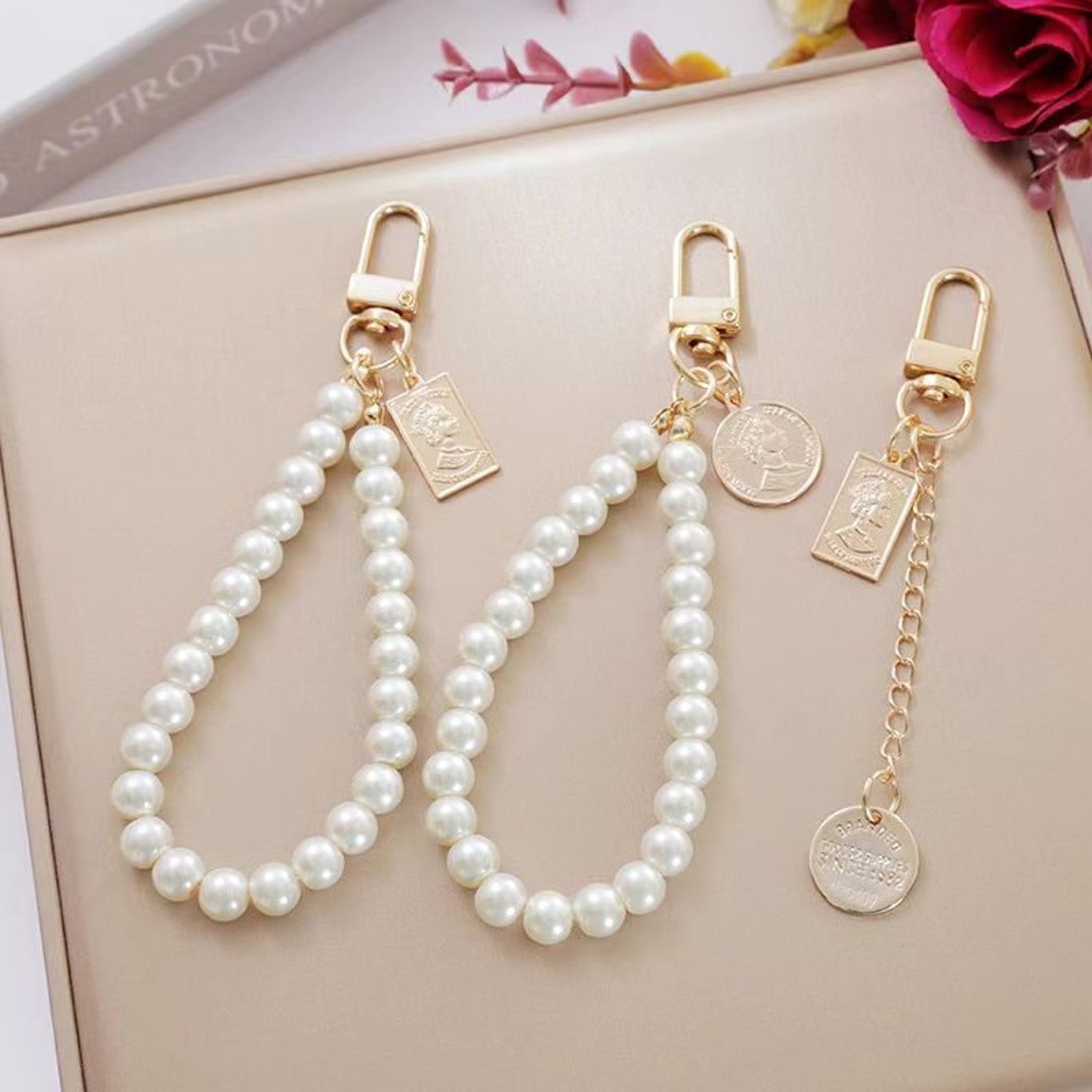 Customize Letters Handmade Keychain, Pearl Keychain, Wristlet Keychain ...