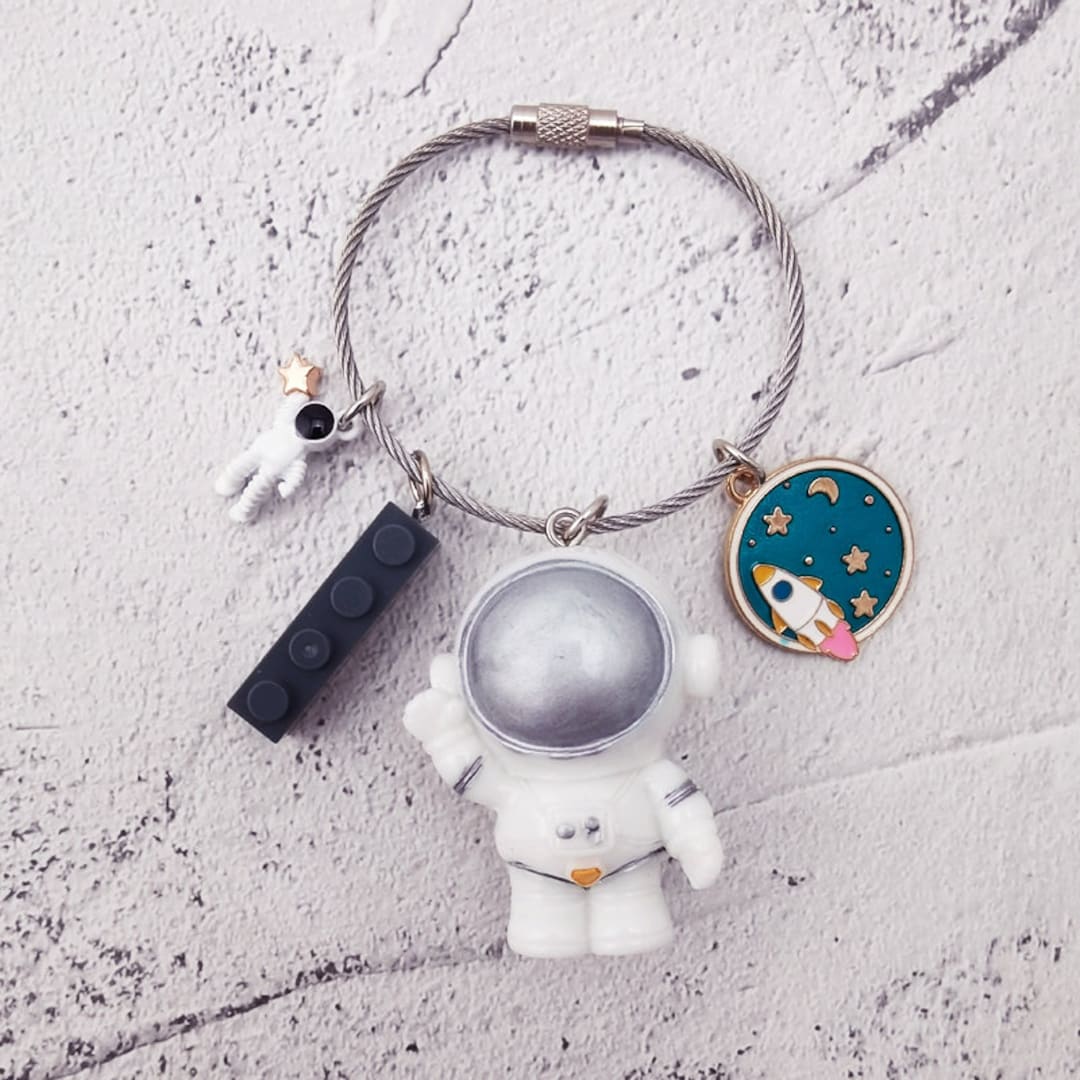 Creative Astronaut Spaceman Keychain Charm Personalized Bag Charm Gift ...