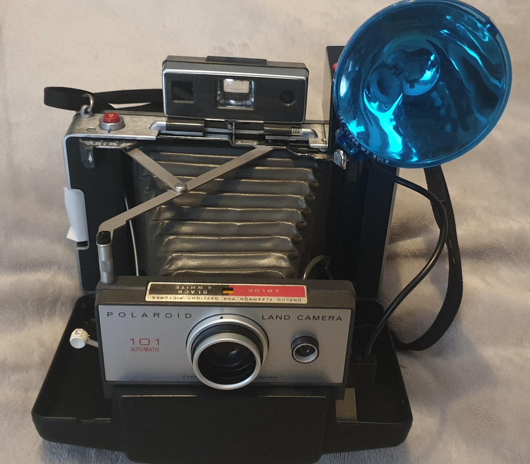 Vintage 1960s Polaroid Automatic 101 Folding Land Camera With - Etsy