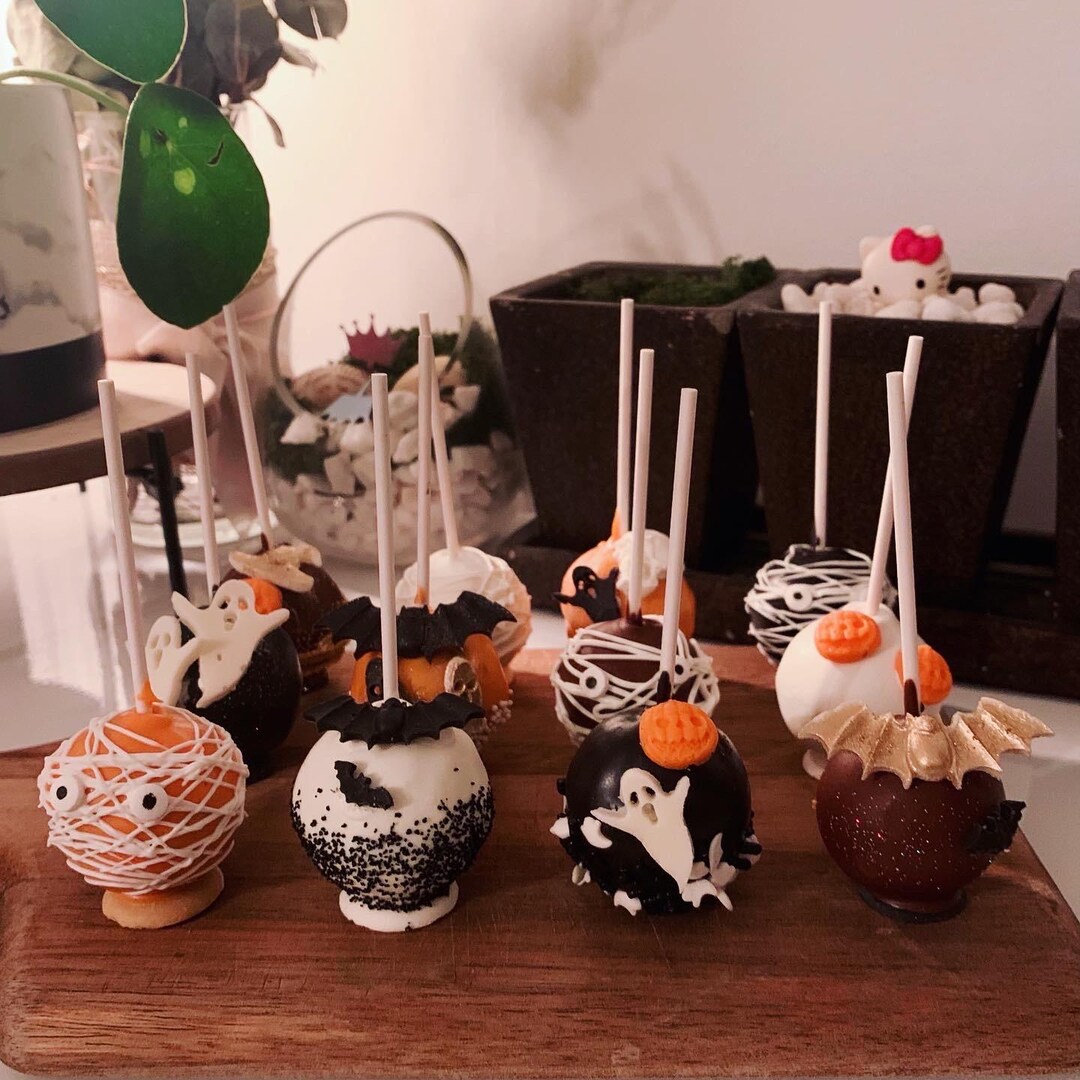 Halloween Theme Cake Pops /mini Donut Pops ( 12 Pieces ) - Etsy