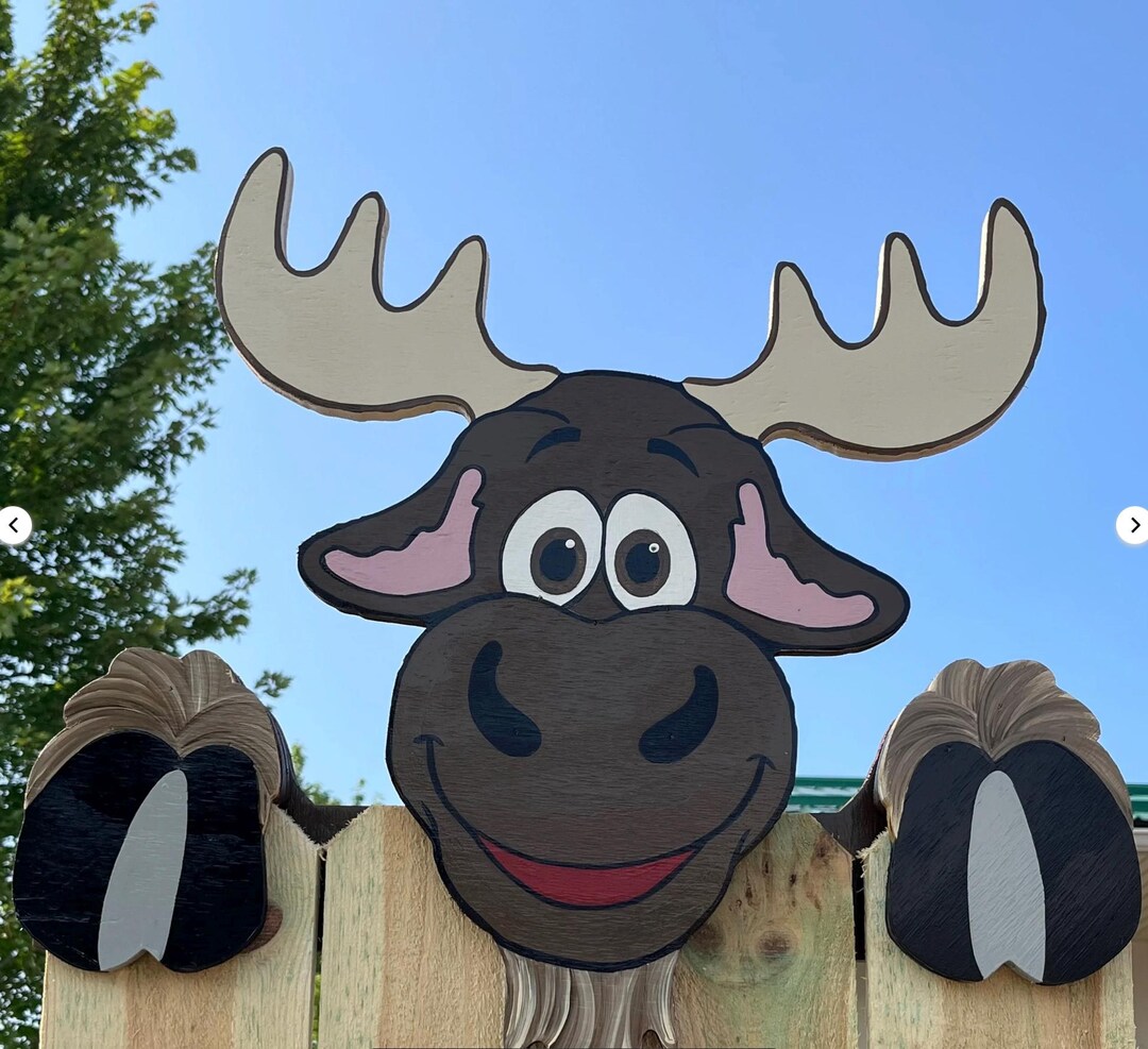 Moose Fence Peeker - Etsy