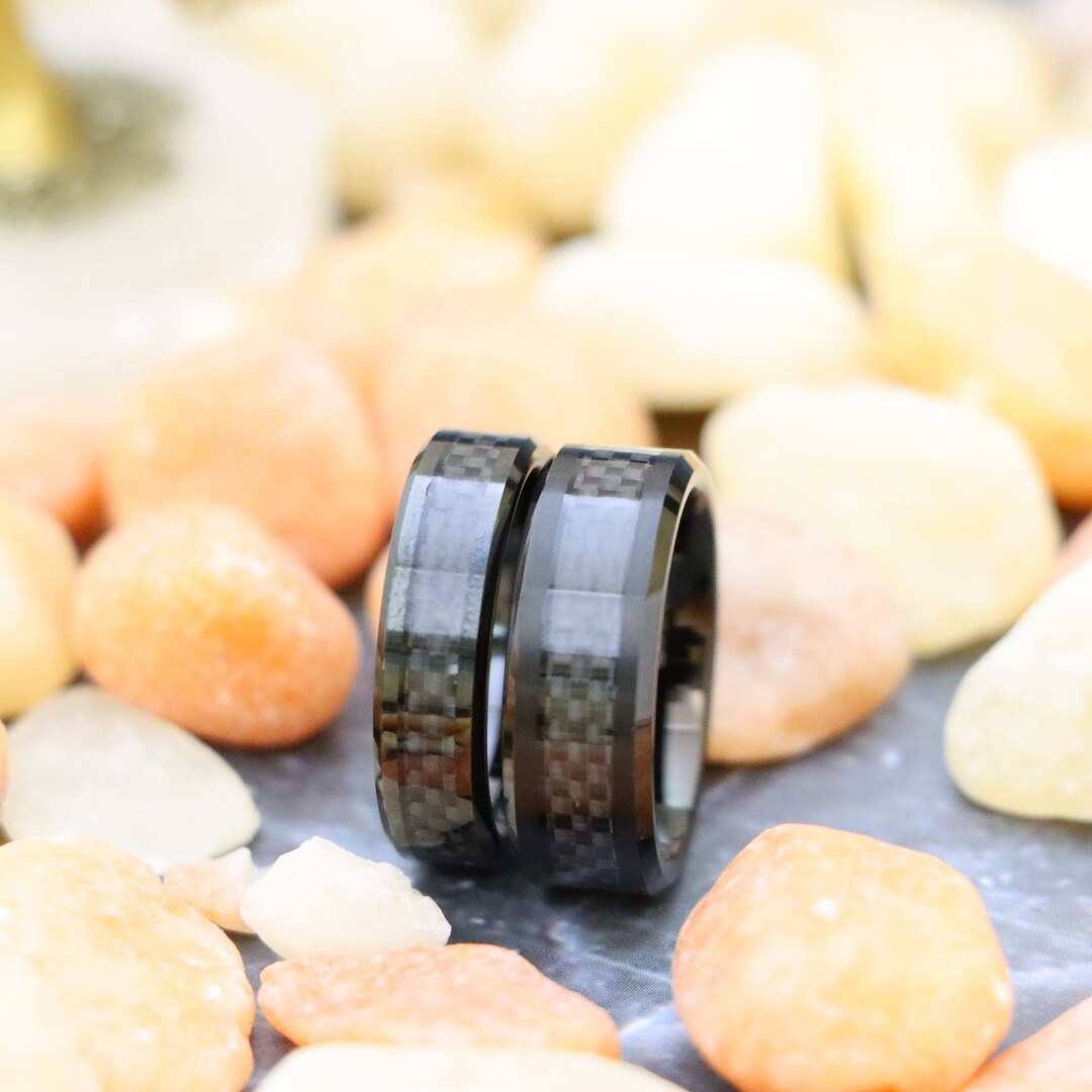 Flat Carbon Fiber Center Beveled Edges High Polished Finished Ring ...