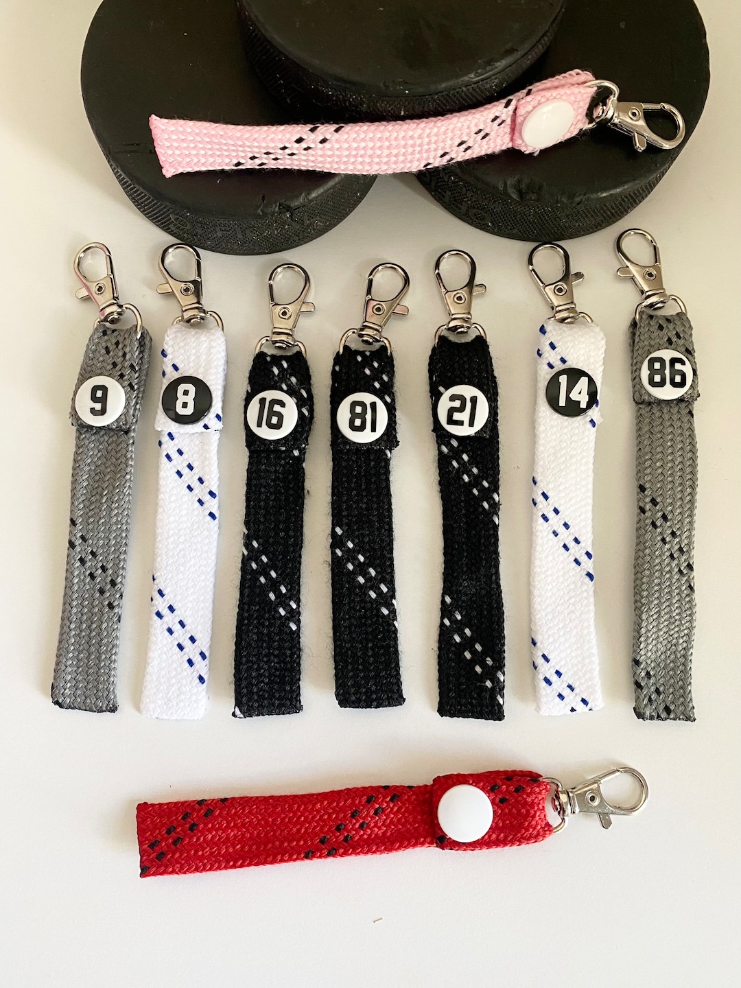 Custom Hockey Skate Lace Keychain- Hockey Keychain- Hockey Gift ...