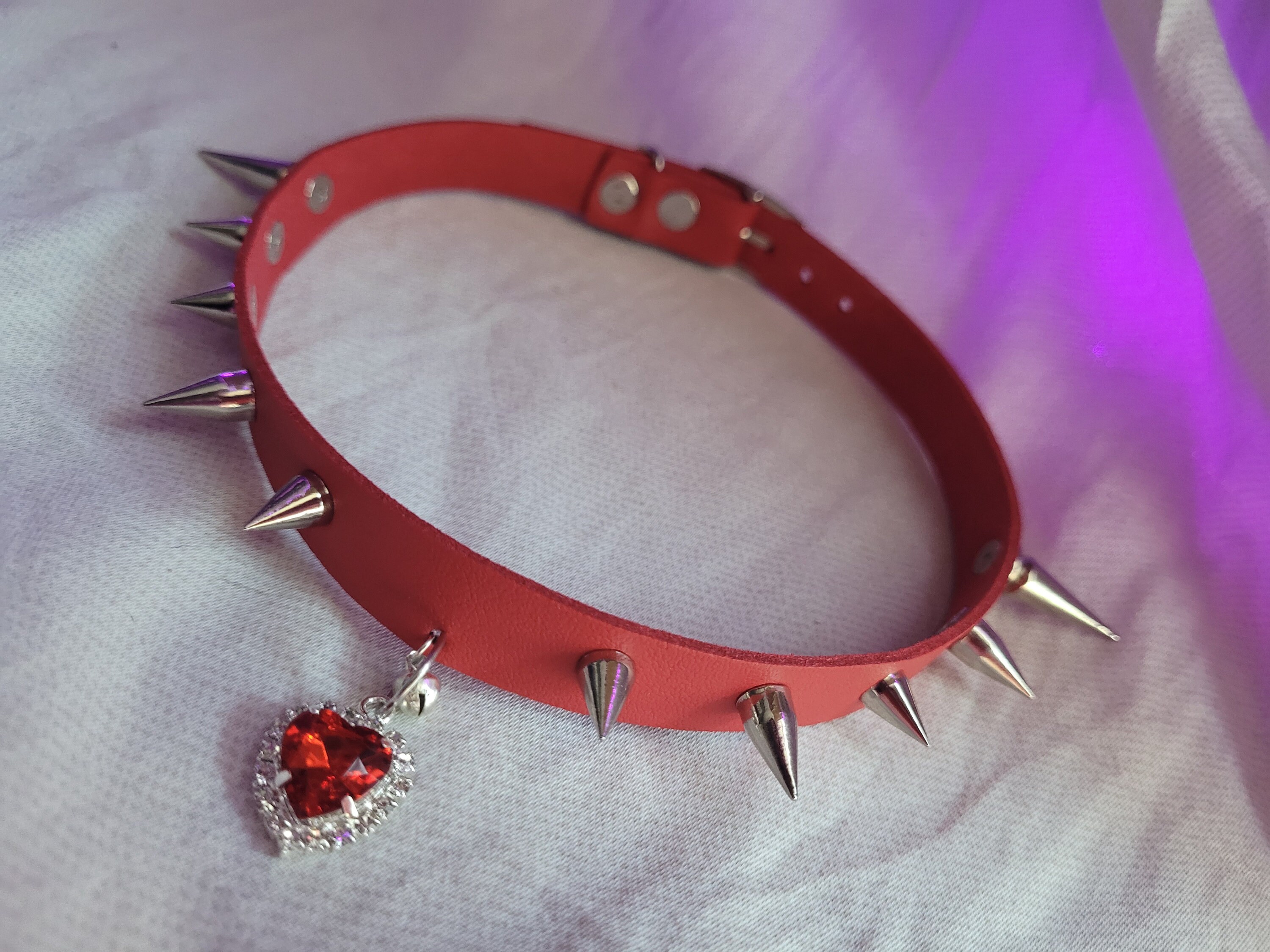PLUS SIZE Choker Red Stud Spiked Collar With a Heart Crystal and Tiny ...