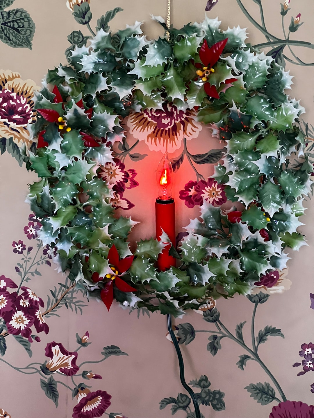 Vintage Mcm Lighted Plastic Christmas Candle Wreath - Etsy