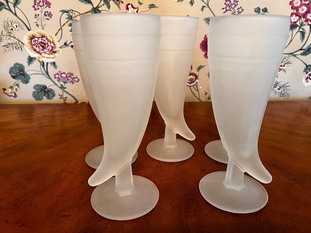 Vintage 1980's Tiara Frosted Glass Set of 5 Powder Horn Glasses - Etsy