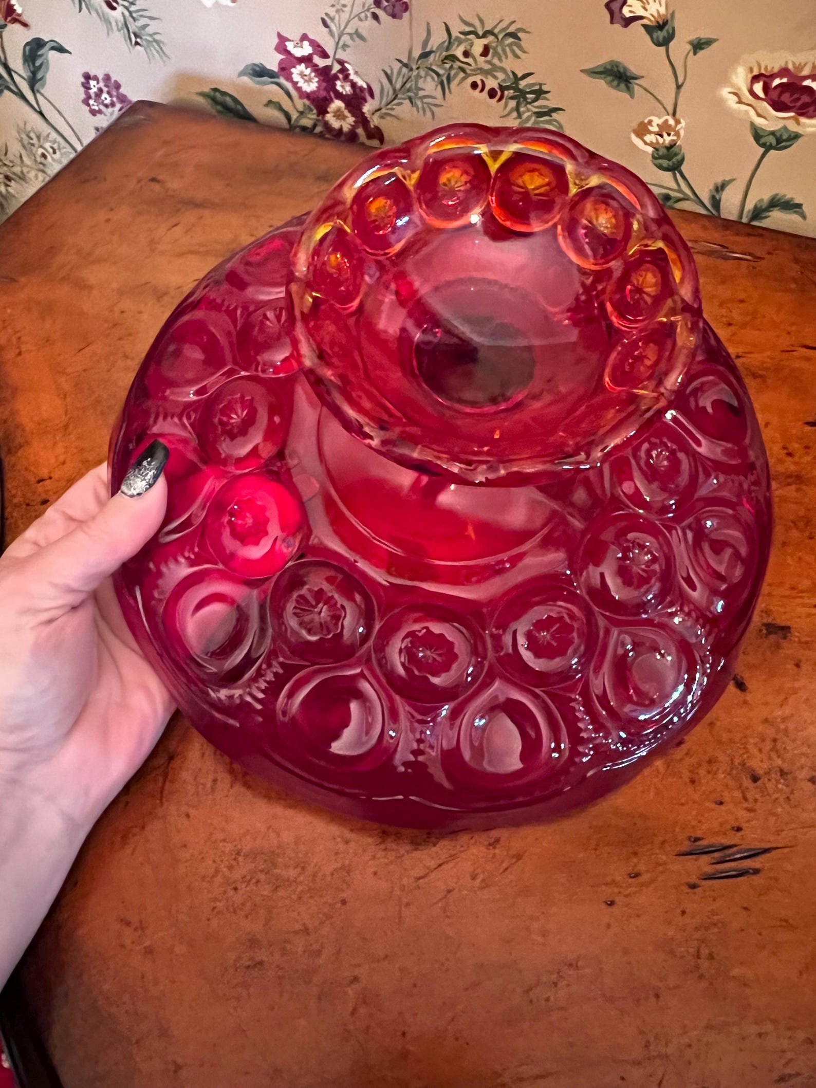 L.E. Smith Vintage Red Moon & Stars Amberina UV Reactive Fruit Bowl - Etsy
