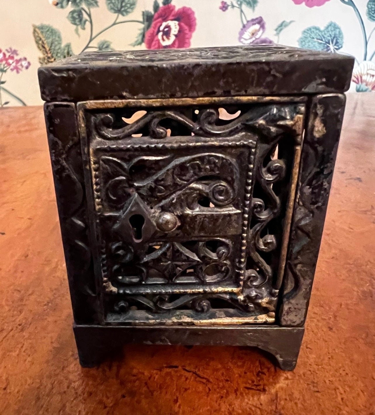 Vintage Antique 1800's Cast Iron Safe Bank - Etsy