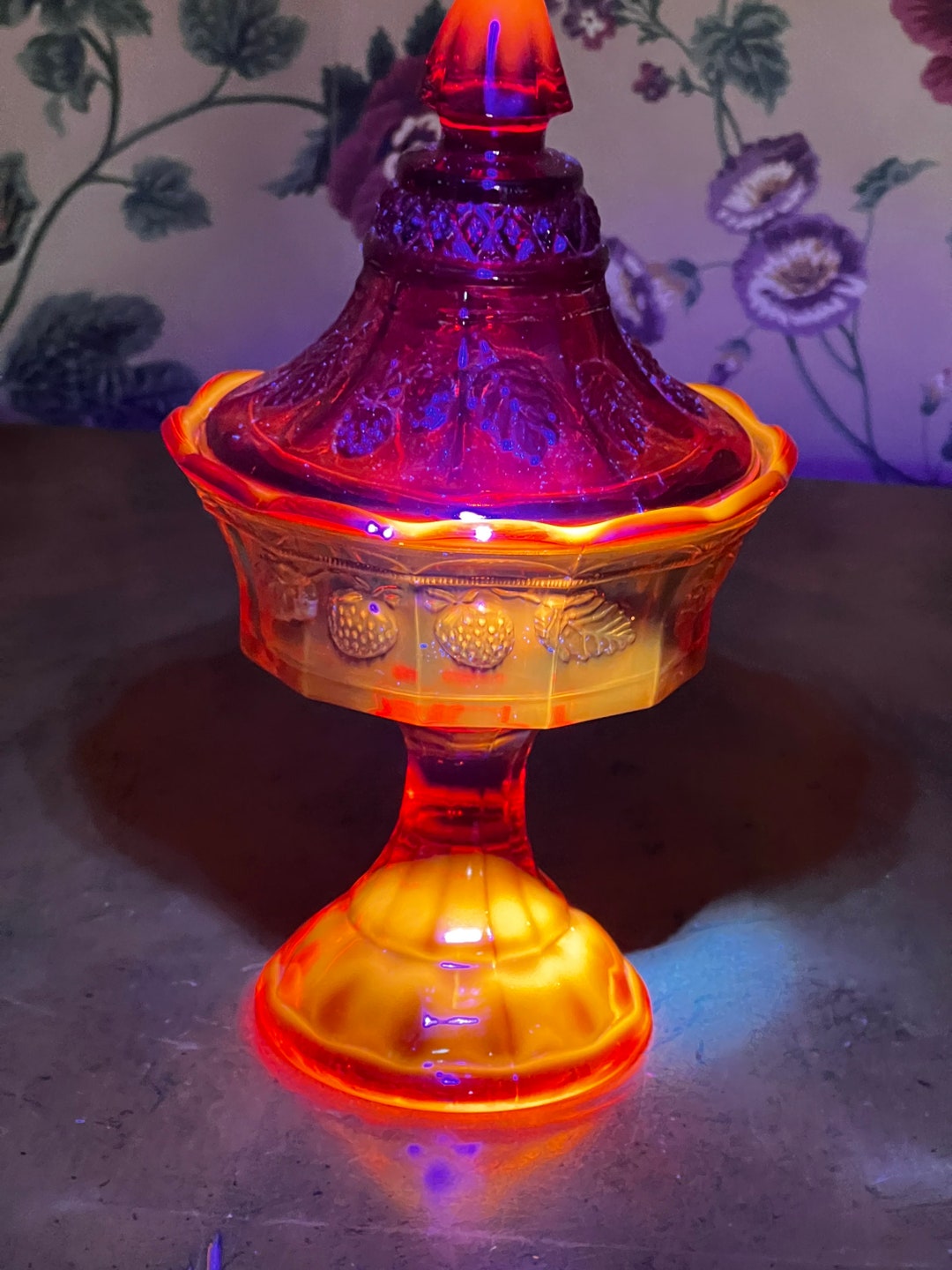 Vintage Tiara Glass Sunset Strawberry Amberina UV Reactive Lidded ...