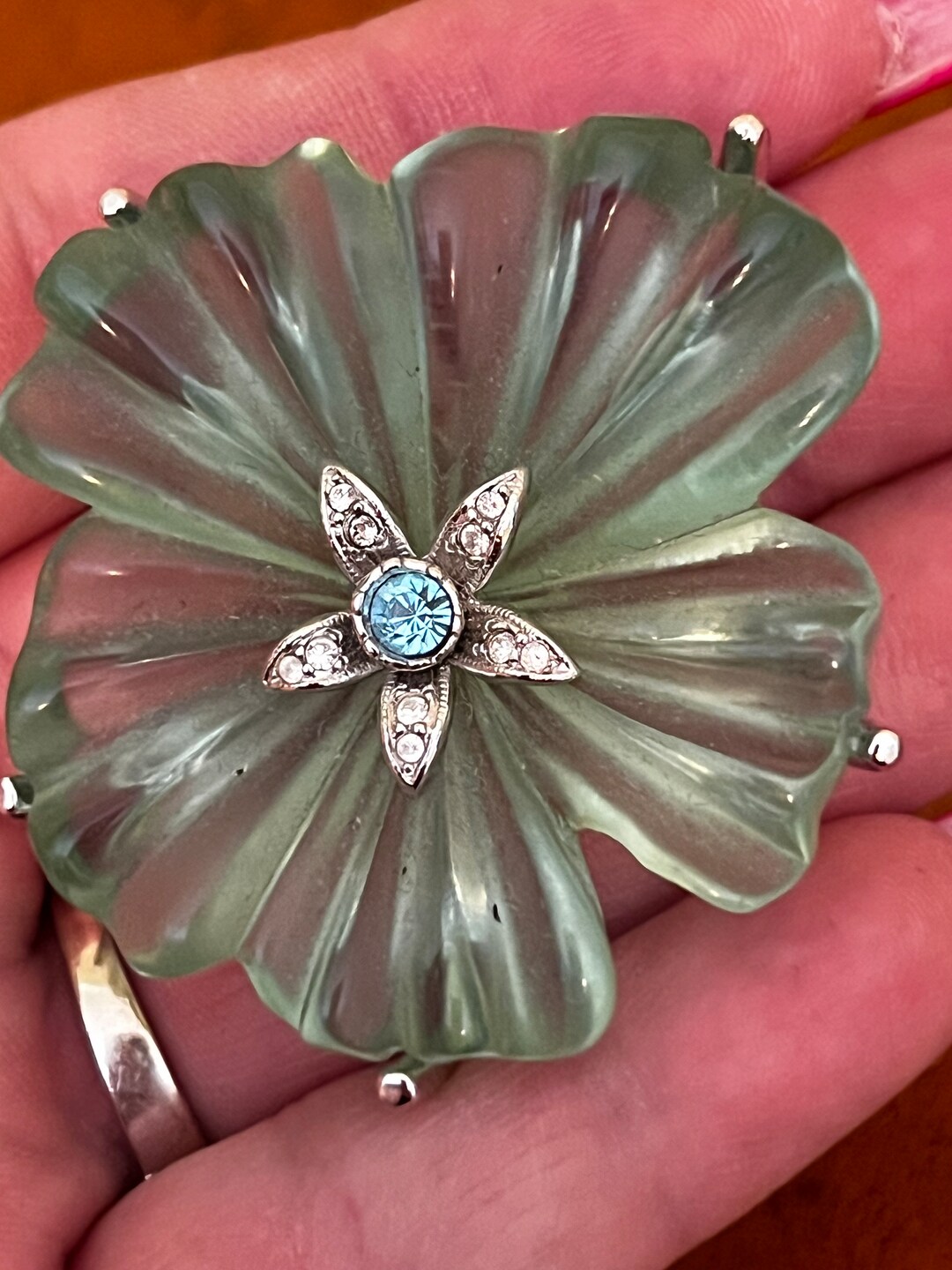 Vintage Weingeroff UV Reactive Uranium Signed Lucite Flower Brooch Pin ...