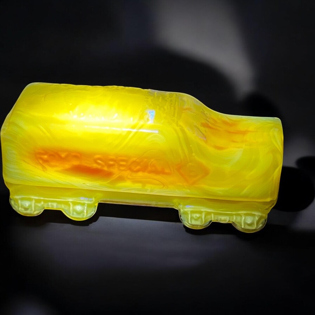 RARE Vintage Boyd Yellow Slag Uranium Glass Train Car - Etsy