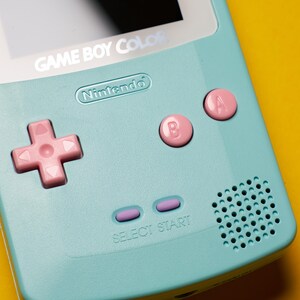 Baby Blue Game Boy Color: Laminated IPS Display & Pastel Pink Buttons ...