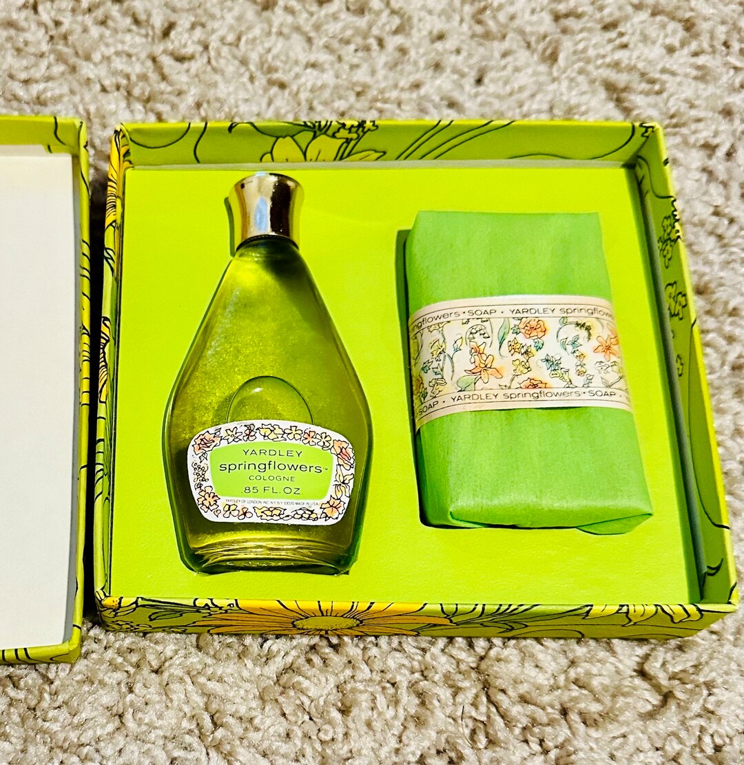 Royal Hawaiian Gift Set Perfume & Cologne Duo Carnation 1/2 Fl Oz - Etsy