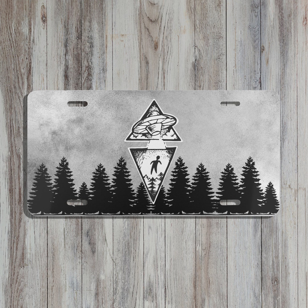 Dark Woods Alien Abduction UFO License Plate | Cool Spaceship Car ...
