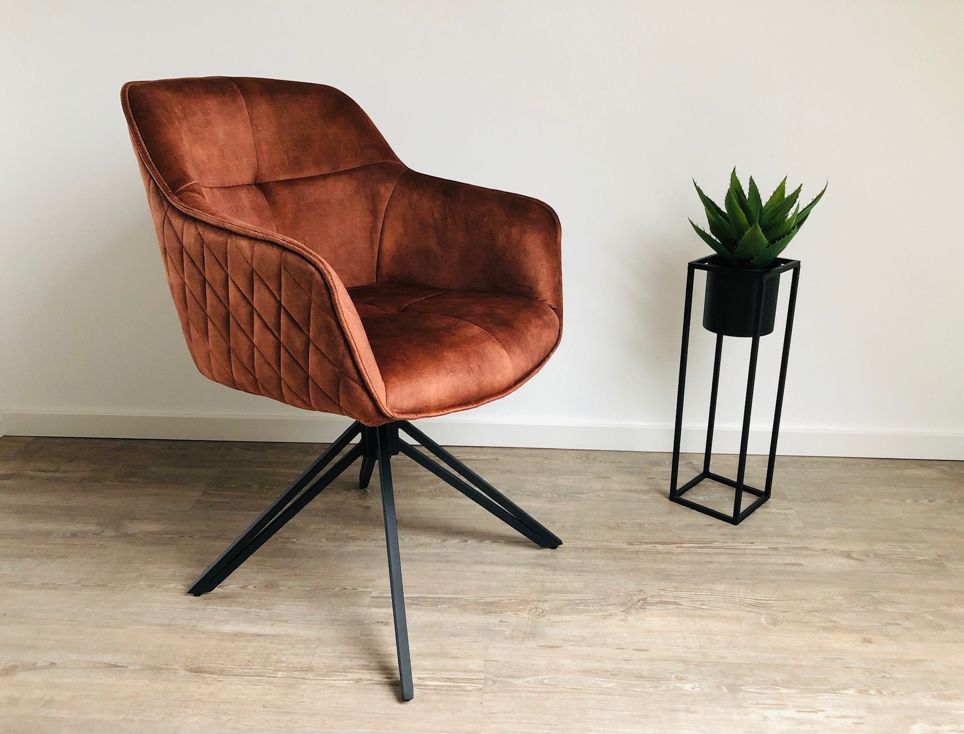 Design Stuhl LOFT Drehbar Braun Retro Design Gestell Schwarz ...