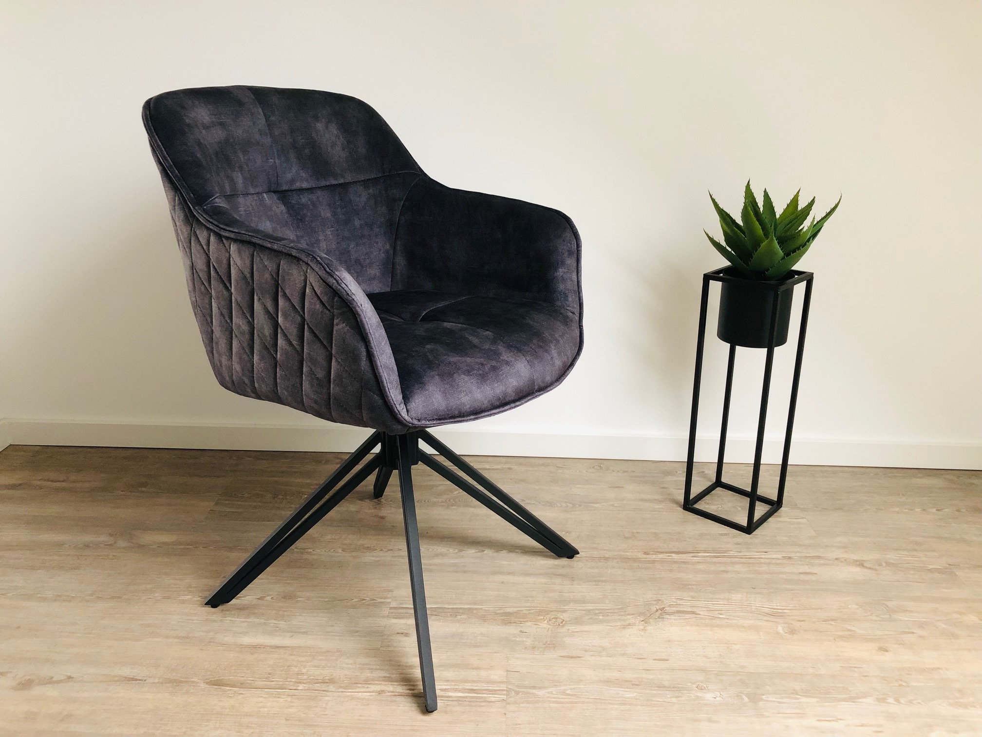 Design Stuhl LOFT Drehbar Braun Retro Design Gestell Schwarz ...