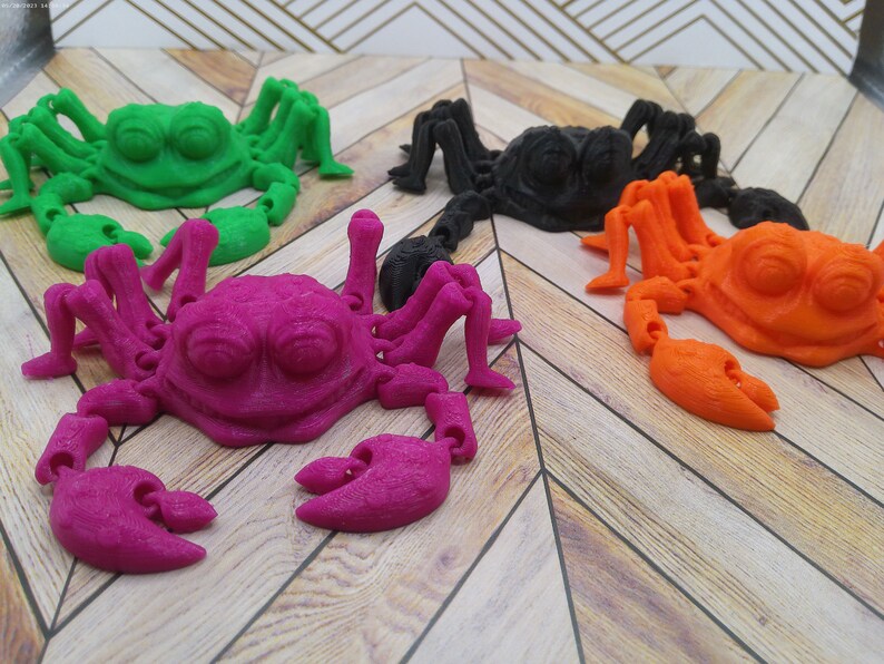 3d Printed Articulated Smiling Crab/crustation - Etsy