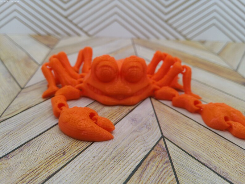 3d Printed Articulated Smiling Crab/crustation - Etsy