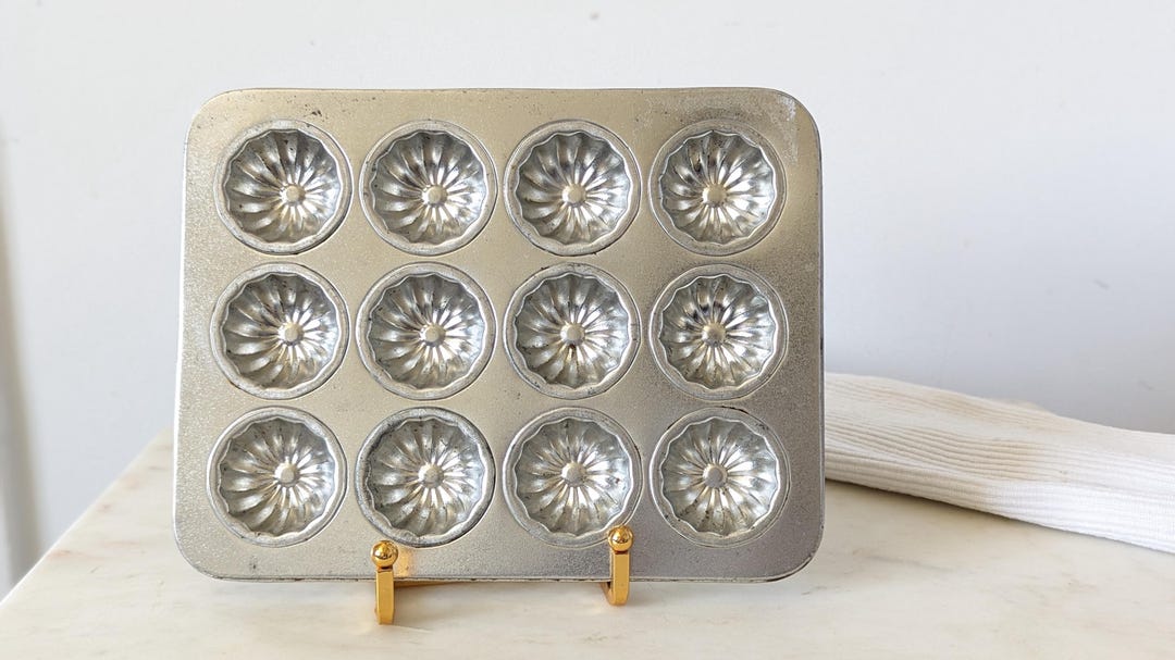 Vintage Silver Miniature Bun Cake Tins, Set of 2 - Etsy
