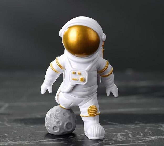 Mini Astronaout Resin Astronaut Figure Statue Figurine Spaceman ...