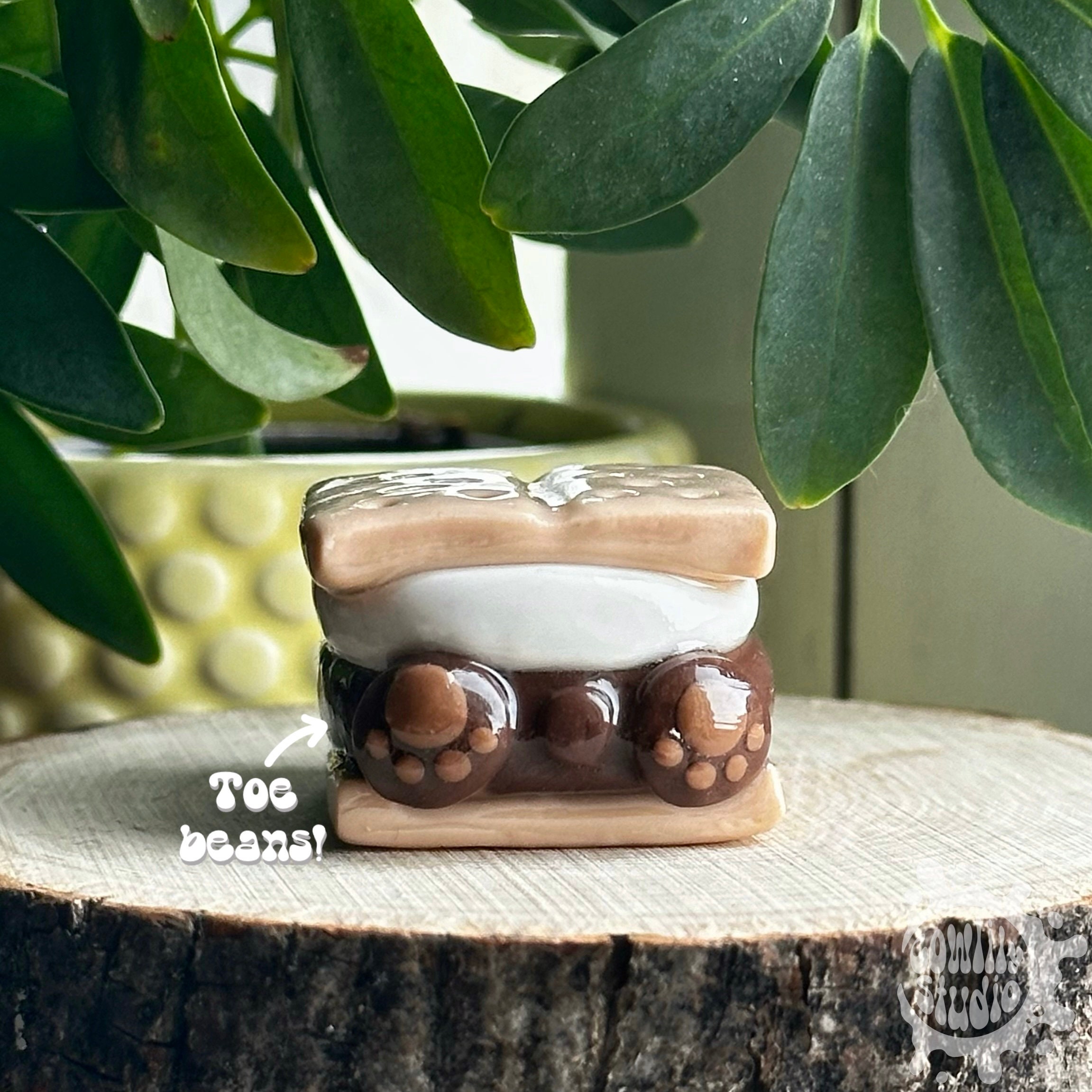 Cocoacub the Smores Bear Clay Desk Friend - Etsy