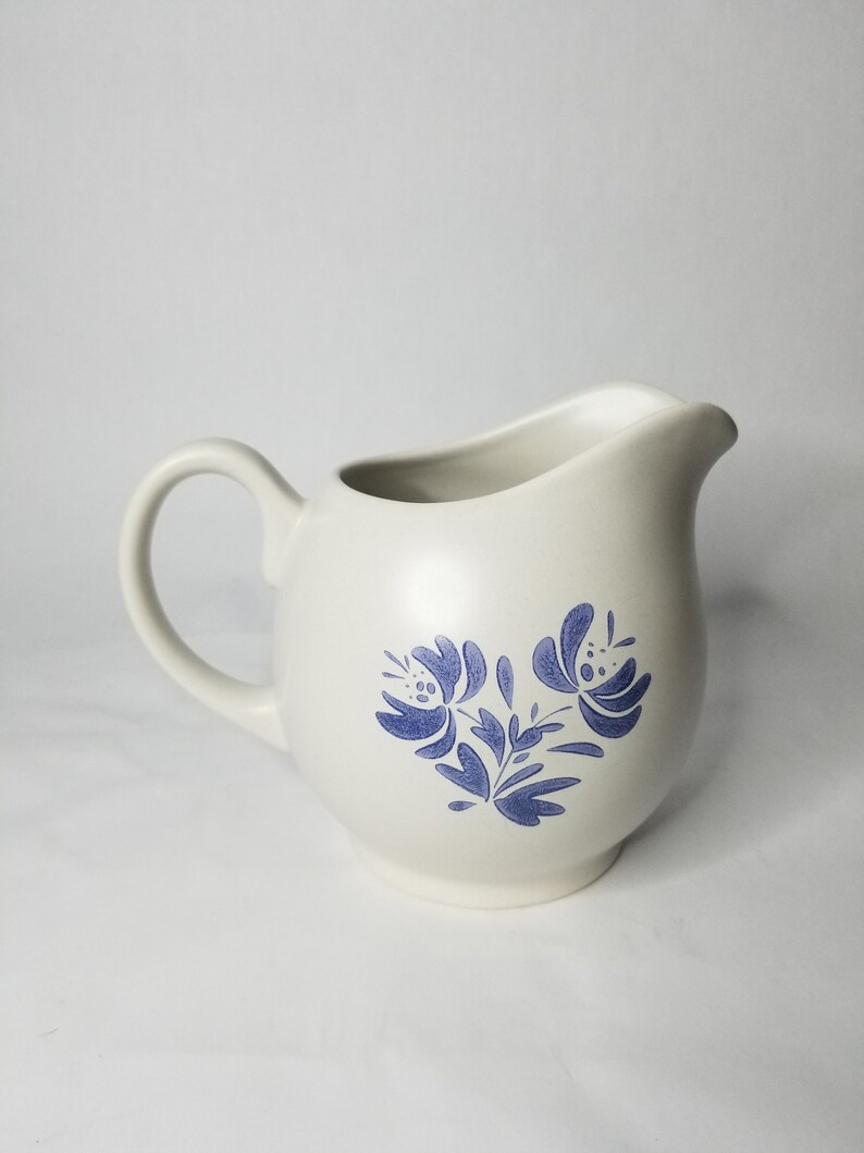 Pitcher Vintage Pfaltzgraff Gravy Boat Yorktowne Pattern - Etsy