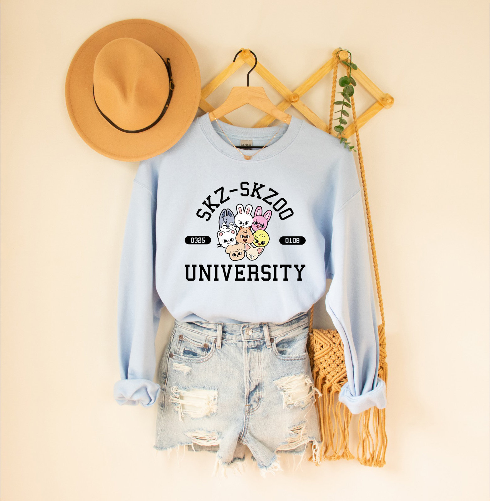 SKZOO University hoodie, Bang Chan Lee Know Changbin hoodie sold by Dan ...