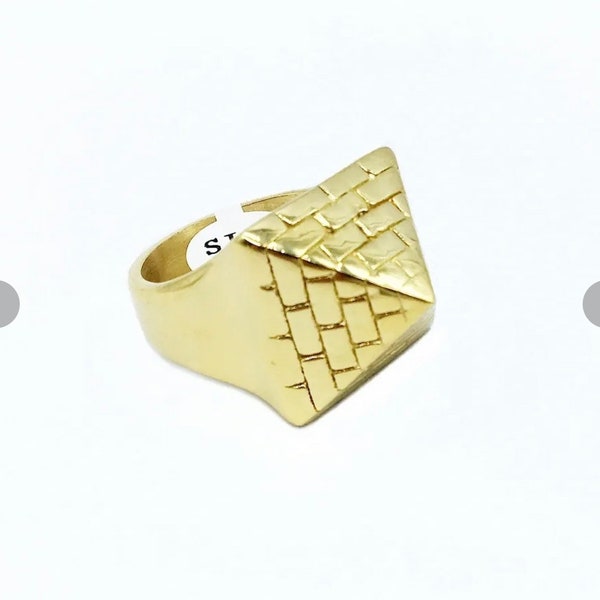 Silver Pyramid Ring - Etsy