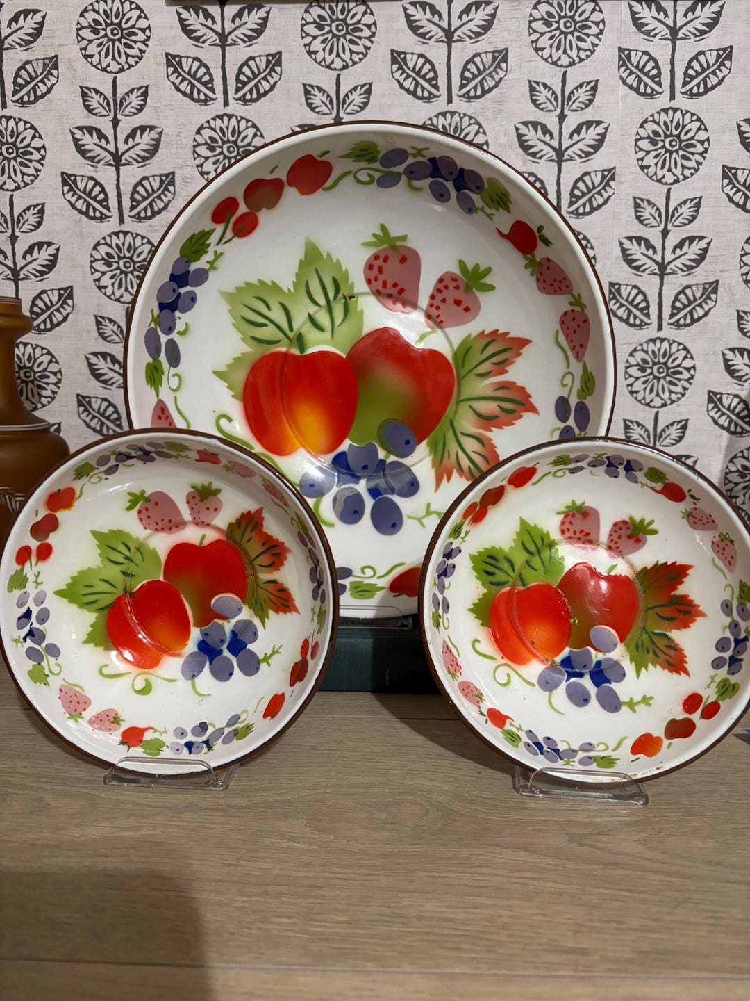 Vintage Enamelware Fruit Pattern Bowl Set 6 Piece Tin Enamel Salad ...