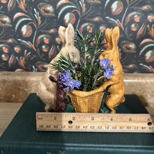 Vintage Walnut Ridge Primitives Bunnies With Basket Ceramic - Etsy