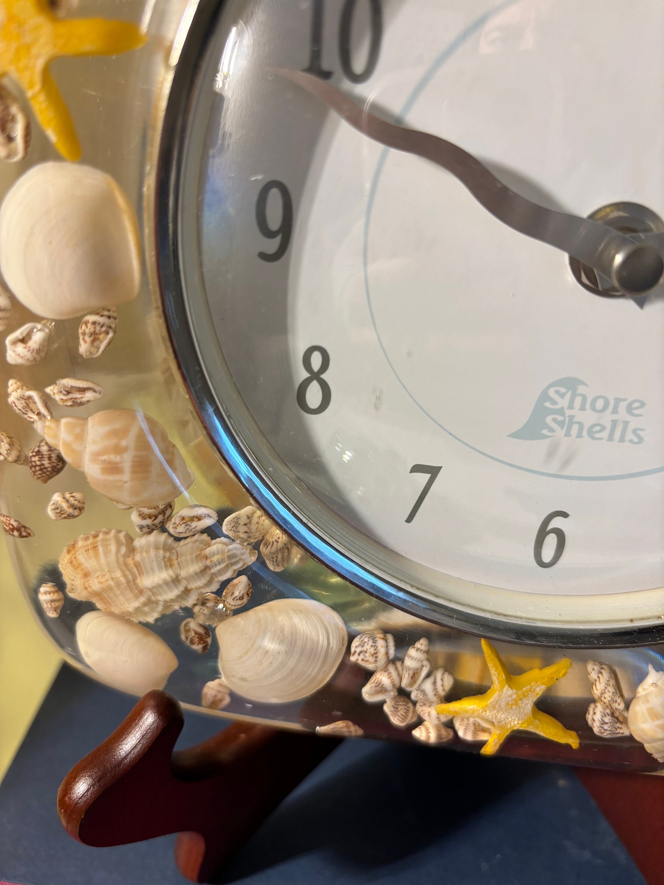 Vintage Shore Shells Square Wall Clock Acrylic Lucite Coastal Works 8x8 ...