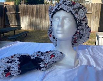 Character Bonnet - Etsy