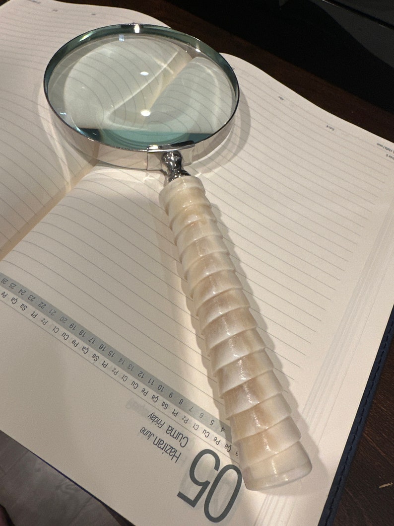 Magnifying Glass Mother of Pearl Handle Hand Held Magnifier Vintage ...