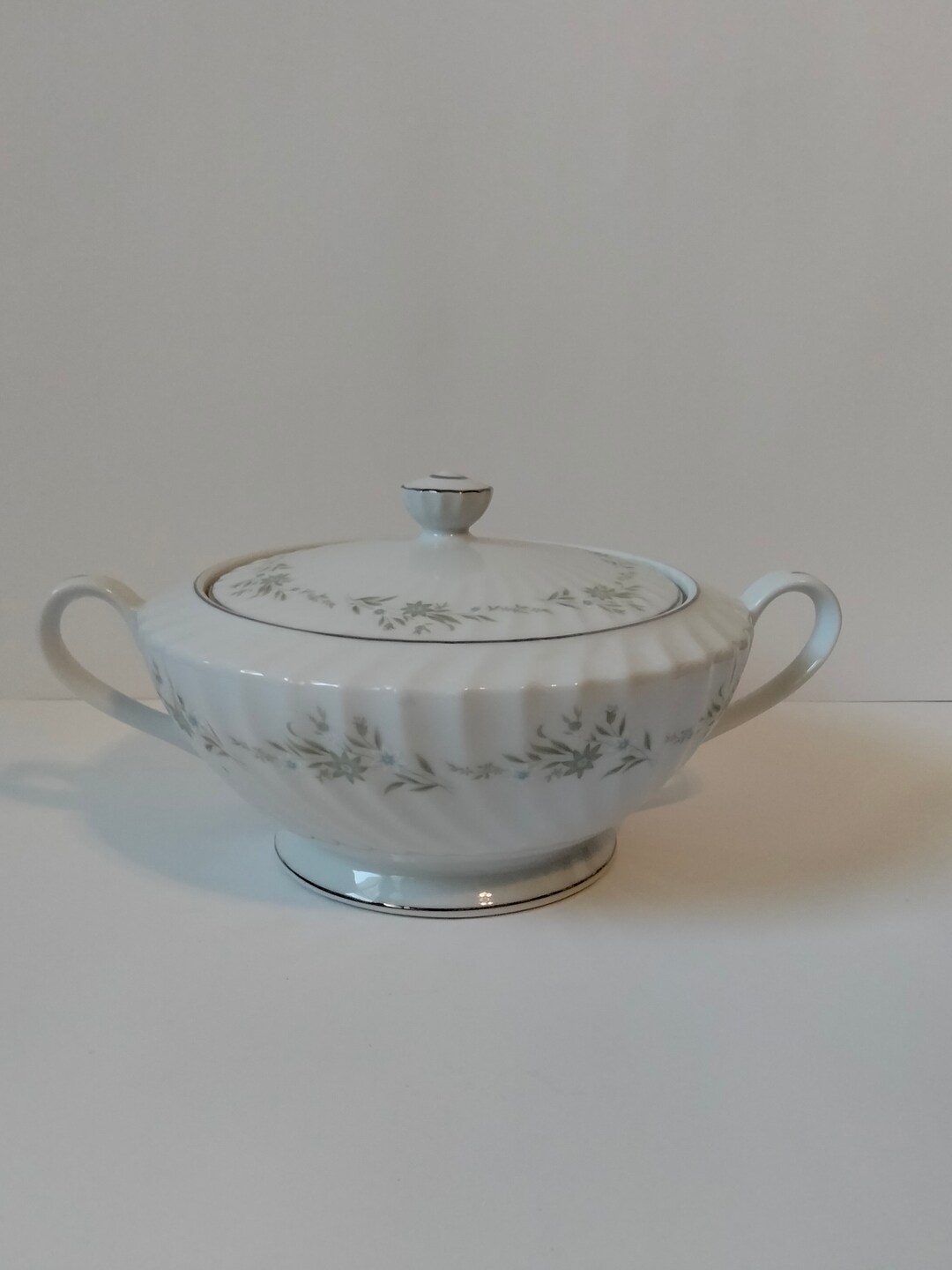 Vintage Coventry Japan Felicia Round Covered Vegetable Dish - Etsy