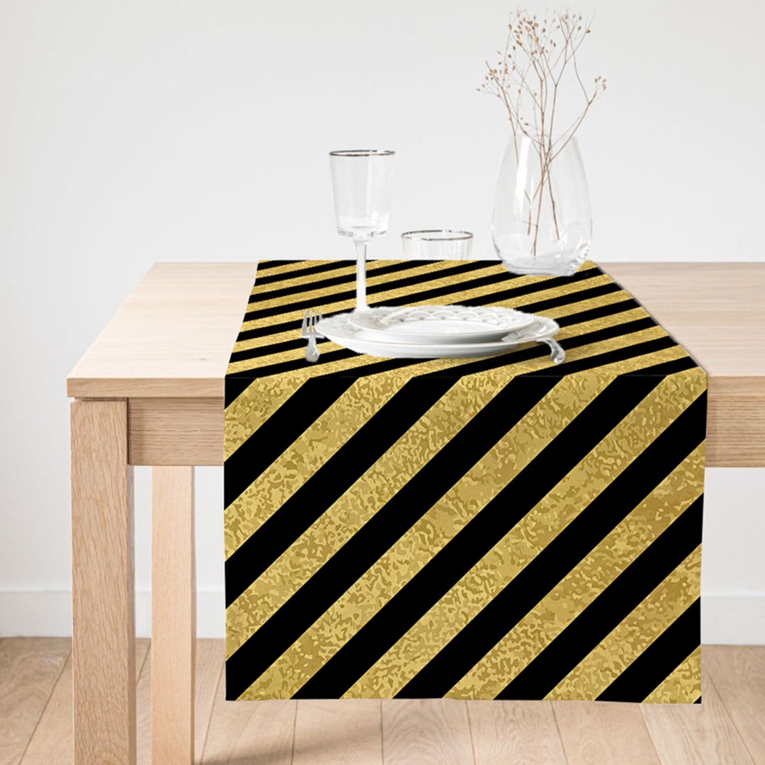 Luxury Design Table Linens, TV Unit Decor Cloths, Kitchen Table Design ...