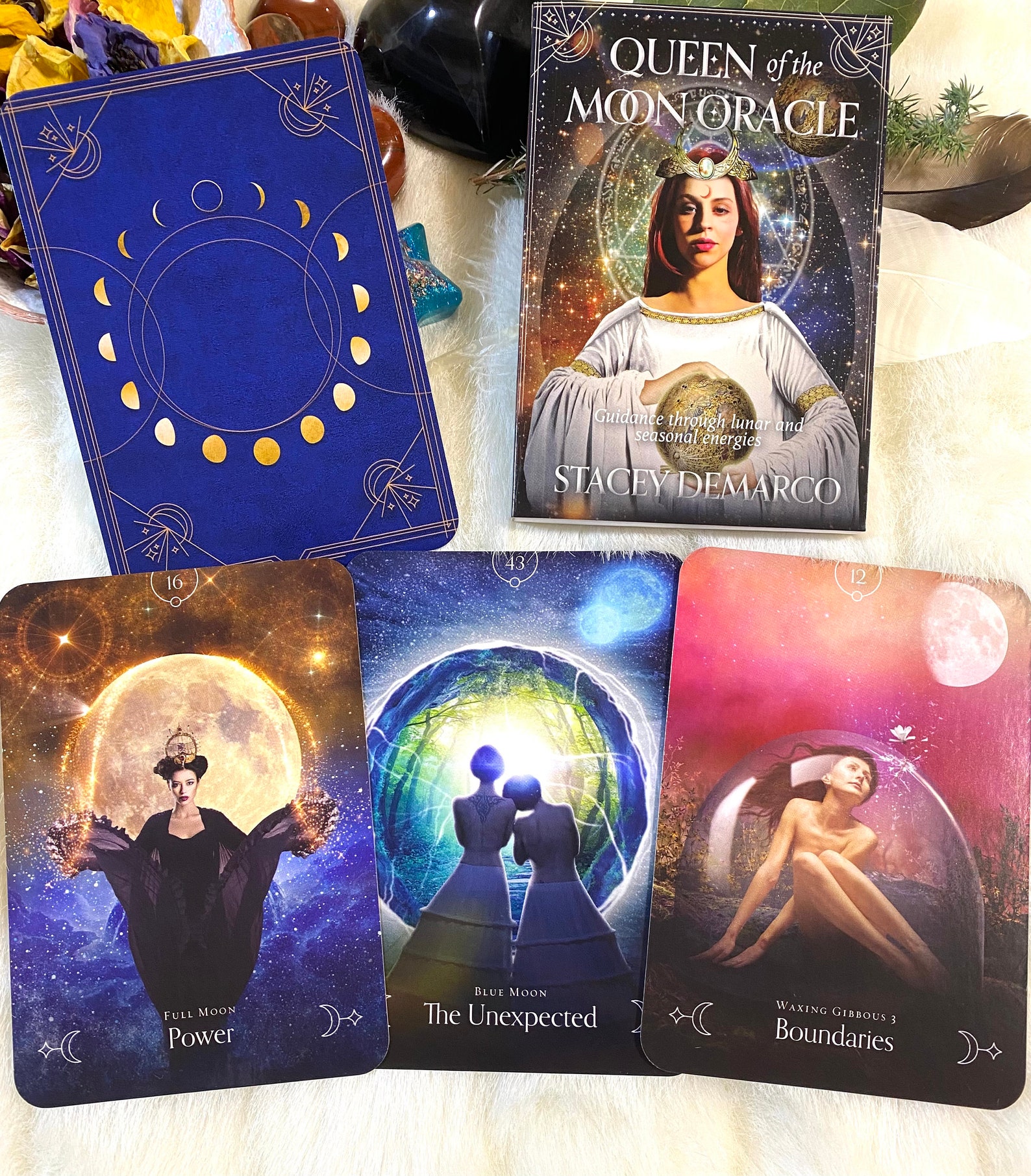 Moonology Oracle, Queen of the Moon Oracle 44 Cards Decks and Guidebook ...
